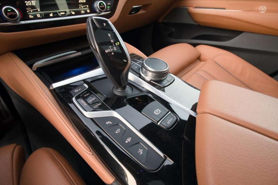 Balts BMW 640 Gran Turismo 2018 Viļņa, ar dzinēja tilpumu 3.00 L un nobraukumu 150 tūkst. km par 26000 €, foto 17 vietnē AUTOMOTO.COM.LV