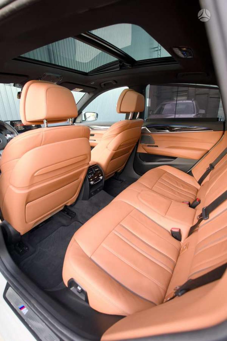 Balts BMW 640 Gran Turismo 2018 Viļņa, ar dzinēja tilpumu 3.00 L un nobraukumu 150 tūkst. km par 26000 €, foto 23 vietnē AUTOMOTO.COM.LV