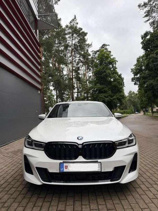 Белый БМВ 640 Gran Turismo 2018 в Вильнюс, объемом двигателя 3.00 л и пробегом 110 тыс. км за 28900 €, фото 8 на AUTOMOTO.COM.LV