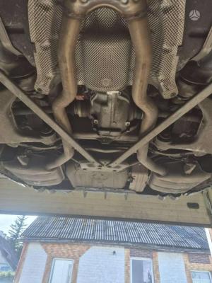 Pelēks BMW 640 2012 Viļņa, ar dzinēja tilpumu 2.98 L un nobraukumu 153 tūkst. km par 18000 €, foto 12 vietnē AUTOMOTO.COM.LV