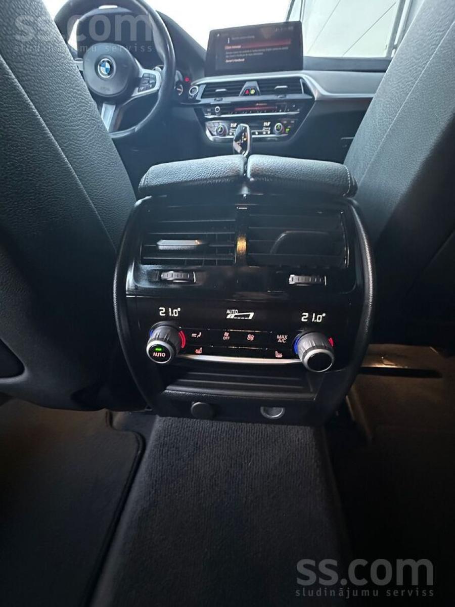 Pelēks BMW 640 2018 Rīga, ar dzinēja tilpumu 3.00 L un nobraukumu 137 tūkst. km par 27500 €, foto 19 vietnē AUTOMOTO.COM.LV