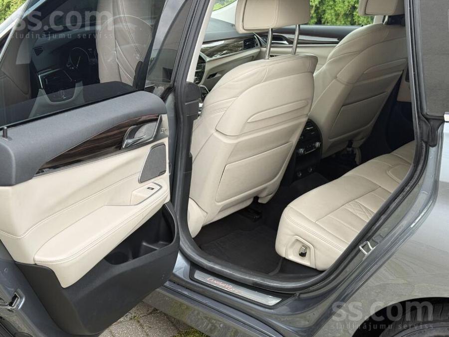 Pelēks BMW 640 2018 Rīga, ar dzinēja tilpumu 3.00 L un nobraukumu 89 tūkst. km par 31500 €, foto 12 vietnē AUTOMOTO.COM.LV
