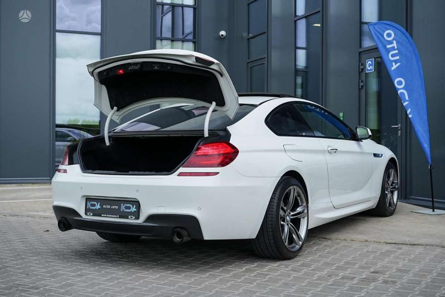 White BMW 640 2011 in Kaunas, with an engine capacity of 2.99 L and mileage of 319 thousand km for 14950 €, photo 15 on AUTOMOTO.COM.LV