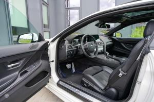 White BMW 640 2011 in Kaunas, with an engine capacity of 2.99 L and mileage of 319 thousand km for 14950 €, photo 22 on AUTOMOTO.COM.LV