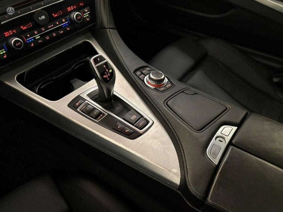 White BMW 640 2011 in Marijampole, with an engine capacity of 2.99 L and mileage of 207 thousand km for 13999 €, photo 4 on AUTOMOTO.COM.LV