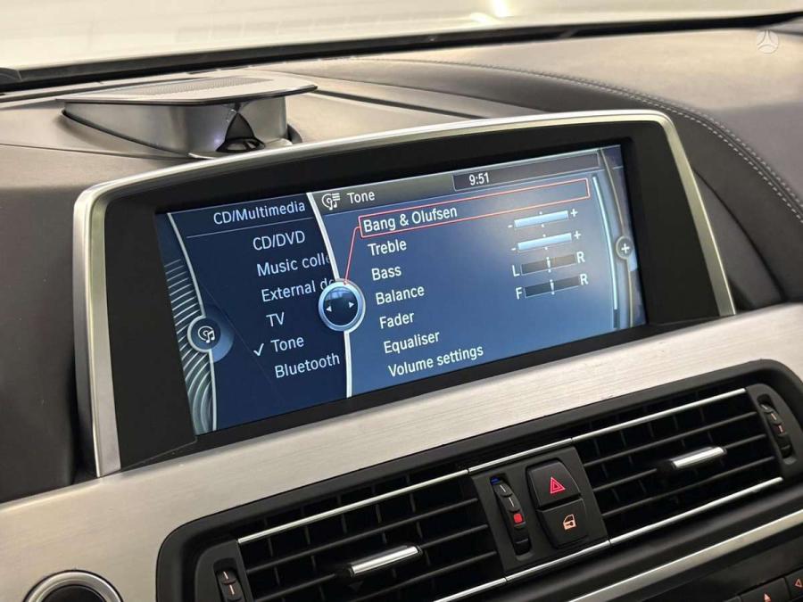 White BMW 640 2011 in Marijampole, with an engine capacity of 2.99 L and mileage of 207 thousand km for 13999 €, photo 8 on AUTOMOTO.COM.LV