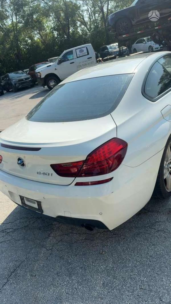 Balts BMW 640 2013 Kauņa, ar dzinēja tilpumu 2.98 L un nobraukumu 189 tūkst. km par 3500 €, foto 5 vietnē AUTOMOTO.COM.LV