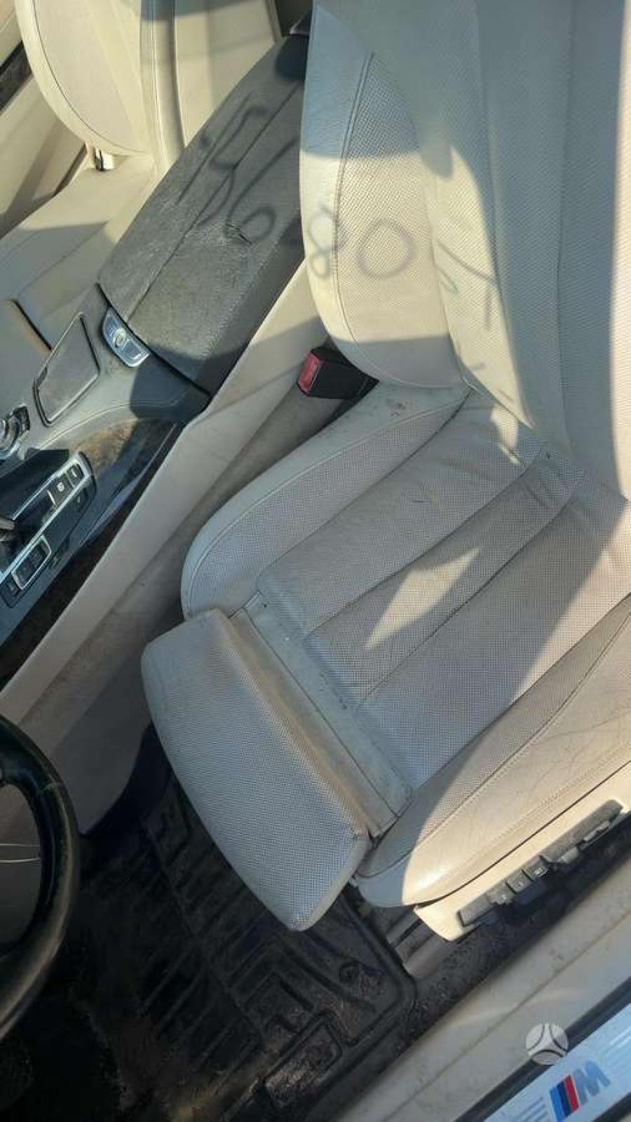 Balts BMW 640 2013 Kauņa, ar dzinēja tilpumu 2.98 L un nobraukumu 189 tūkst. km par 3500 €, foto 10 vietnē AUTOMOTO.COM.LV