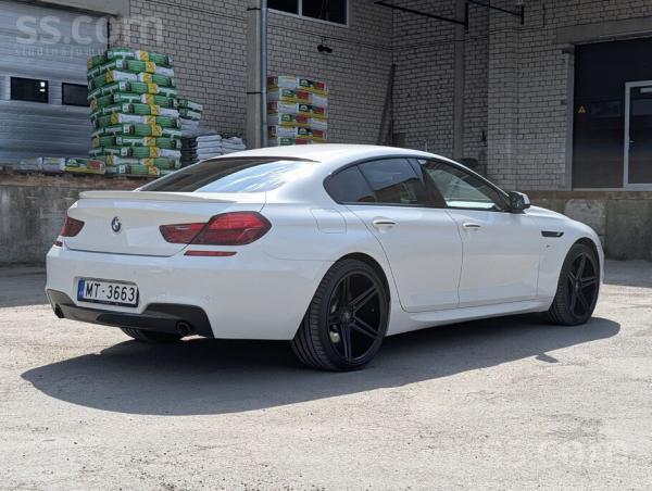 White BMW 640 2015 in Talsi, with an engine capacity of 3.00 L and mileage of 161 thousand km for 22000 €, photo 5 on AUTOMOTO.COM.LV