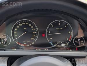 White BMW 640 2015 in Talsi, with an engine capacity of 3.00 L and mileage of 163 thousand km for 19500 €, photo 12 on AUTOMOTO.COM.LV