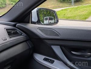 White BMW 640 2015 in Talsi, with an engine capacity of 3.00 L and mileage of 163 thousand km for 19500 €, photo 13 on AUTOMOTO.COM.LV