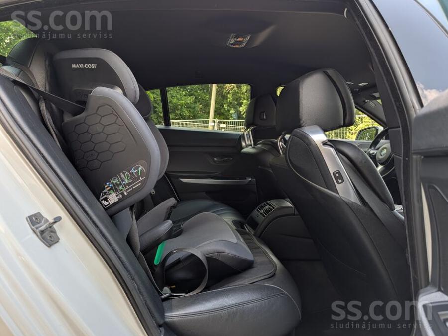 White BMW 640 2015 in Talsi, with an engine capacity of 3.00 L and mileage of 163 thousand km for 19500 €, photo 24 on AUTOMOTO.COM.LV