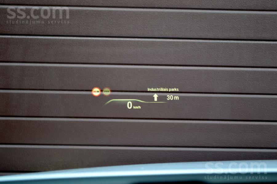 Белый БМВ 640 2017 в Тукумс, объемом двигателя 3.00 л и пробегом 178 тыс. км за 26490 €, фото 24 на AUTOMOTO.COM.LV