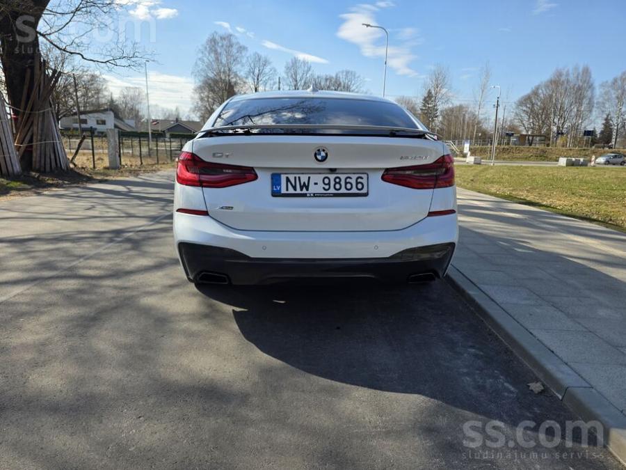 White BMW 640 2018 in Riga, with an engine capacity of 3.00 L and mileage of 140 thousand km for 33000 €, photo 5 on AUTOMOTO.COM.LV