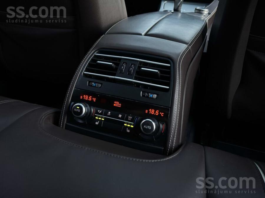 White BMW 640 2016 in Riga, with an engine capacity of 3.00 L and mileage of 229 thousand km for 22400 €, photo 10 on AUTOMOTO.COM.LV