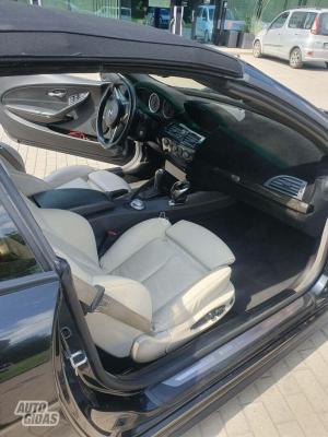 Black BMW 645 2004 in Kaunas, with an engine capacity of 4.50 L and mileage of 247 thousand km for 5800 €, photo 10 on AUTOMOTO.COM.LV