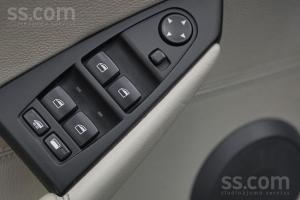 Black BMW 645 2004 in Riga, with an engine capacity of 4.40 L and mileage of 115 thousand km for 10990 €, photo 17 on AUTOMOTO.COM.LV