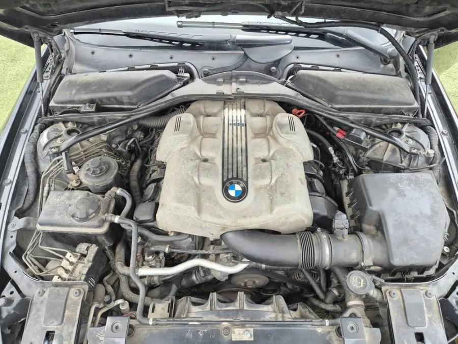 Melns BMW 645 2004 Liepāja, ar dzinēja tilpumu 4.40 L un nobraukumu 237 tūkst. km par 7500 €, foto 16 vietnē AUTOMOTO.COM.LV