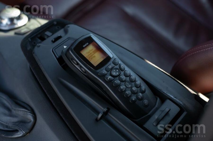 Black BMW 645 2003 in Riga, with an engine capacity of 4.40 L and mileage of 167 thousand km for 14990 €, photo 24 on AUTOMOTO.COM.LV