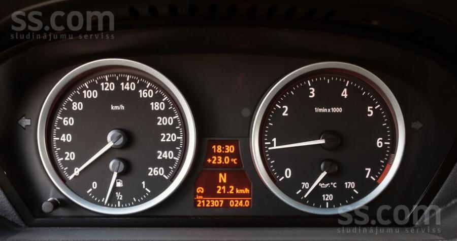 BMW 645 2004 Rīga, ar dzinēja tilpumu 4.40 L un nobraukumu 212 tūkst. km par 12990 €, foto 24 vietnē AUTOMOTO.COM.LV
