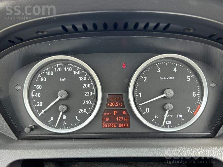 Grey BMW 645 2004 in Riga, with an engine capacity of 4.40 L and mileage of 0 thousand km for 9990 €, photo 25 on AUTOMOTO.COM.LV