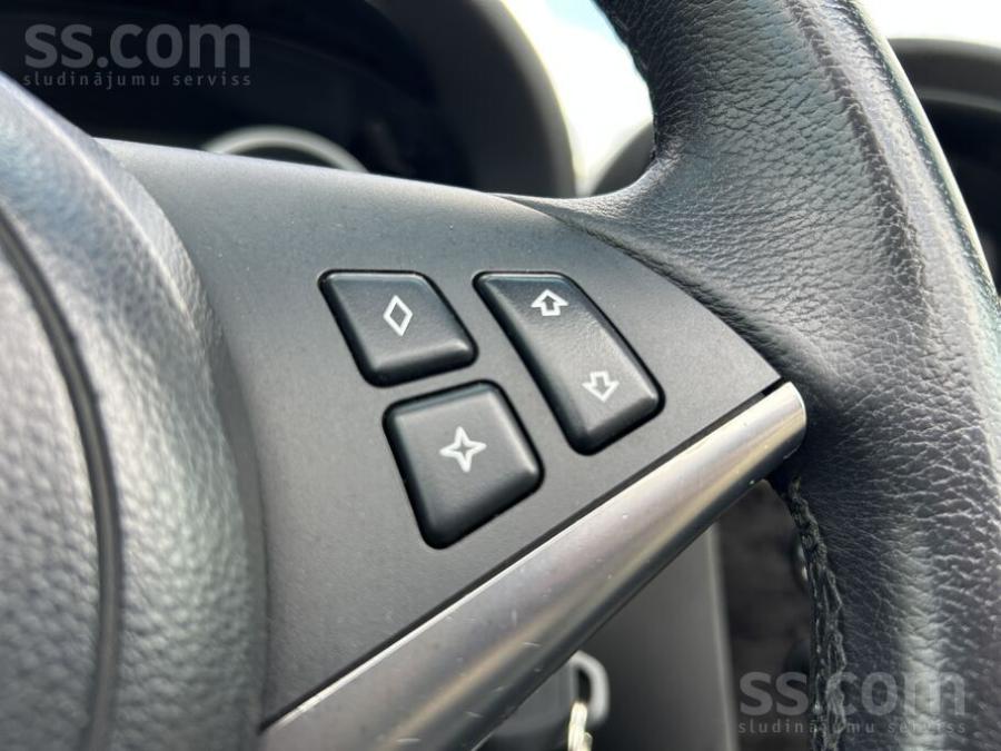 Grey BMW 645 2004 in Riga, with an engine capacity of 4.40 L and mileage of 0 thousand km for 7990 €, photo 27 on AUTOMOTO.COM.LV
