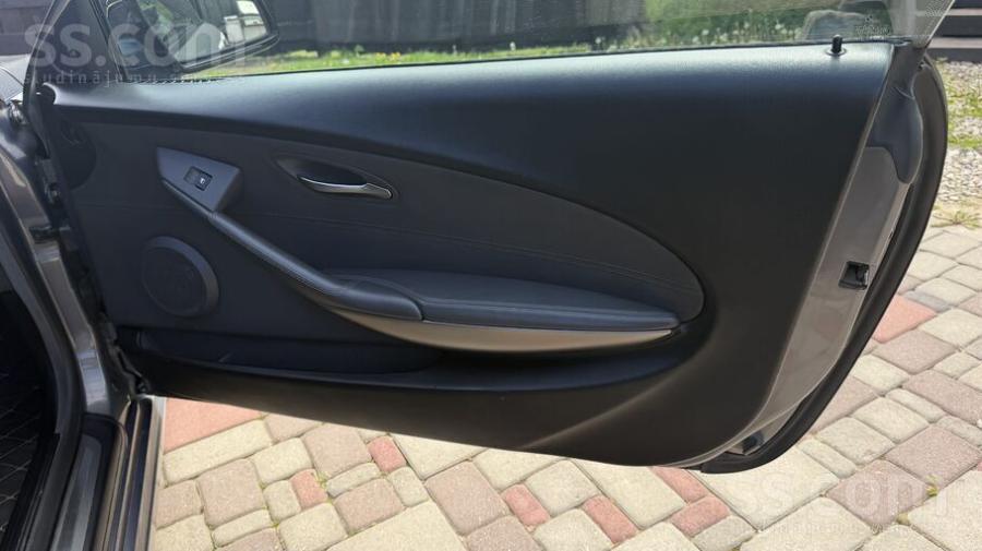 Pelēks BMW 645 2004 Limbaži, ar dzinēja tilpumu 4.50 L un nobraukumu 156 tūkst. km par 8500 €, foto 13 vietnē AUTOMOTO.COM.LV