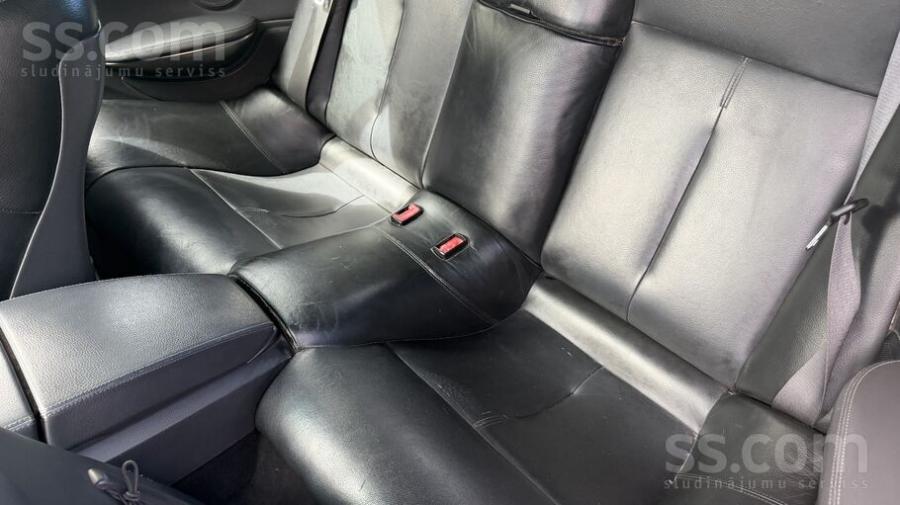 Pelēks BMW 645 2004 Limbaži, ar dzinēja tilpumu 4.50 L un nobraukumu 156 tūkst. km par 8500 €, foto 18 vietnē AUTOMOTO.COM.LV