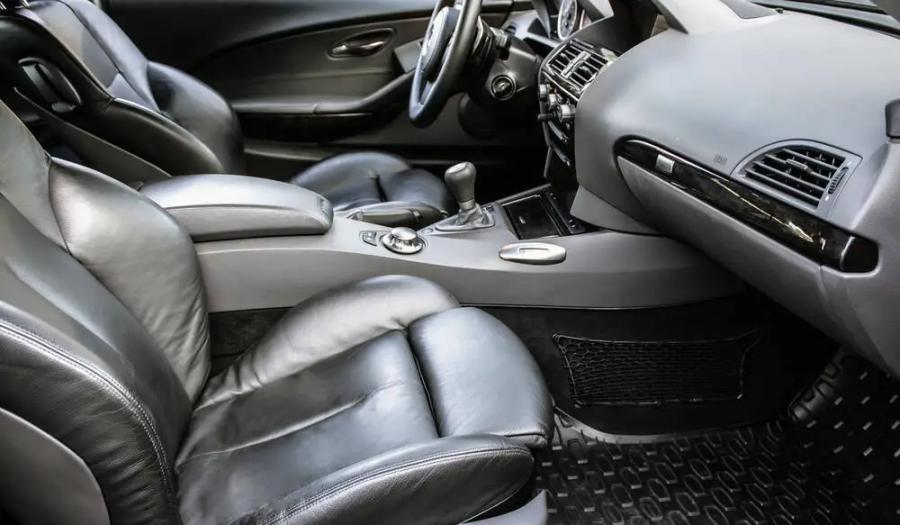 Pelēks BMW 645 2004 Rīga, ar dzinēja tilpumu 4.40 L un nobraukumu 216 tūkst. km par 15990 €, foto 10 vietnē AUTOMOTO.COM.LV