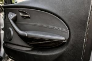 Pelēks BMW 645 2004 Rīga, ar dzinēja tilpumu 4.40 L un nobraukumu 216 tūkst. km par 15990 €, foto 22 vietnē AUTOMOTO.COM.LV