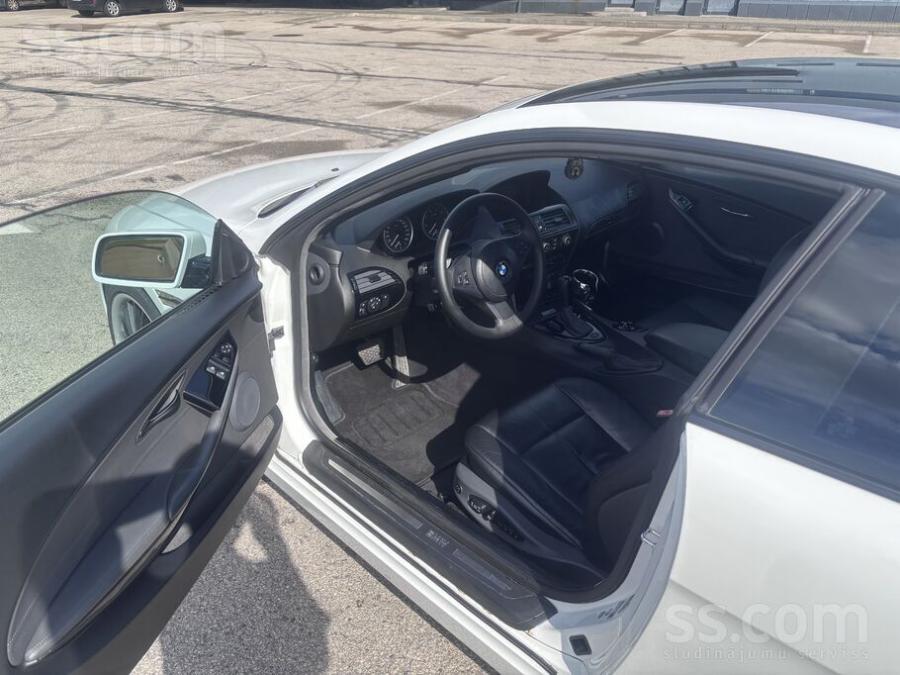 Balts BMW 645 2004 Rīga, ar dzinēja tilpumu 4.40 L un nobraukumu 91 tūkst. km par 10500 €, foto 13 vietnē AUTOMOTO.COM.LV