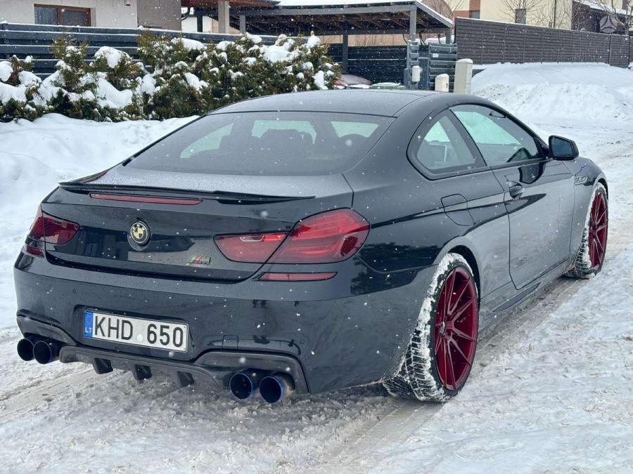 Black BMW 650 2012 in Vilnius, with an engine capacity of 4.40 L and mileage of 160 thousand km for 14999 €, photo 5 on AUTOMOTO.COM.LV