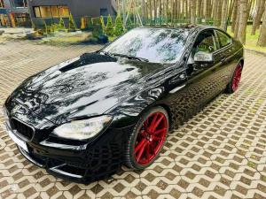 Melns BMW 650 2012 Kauņa, ar dzinēja tilpumu 4.40 L un nobraukumu 168 tūkst. km par 10000 €, foto  vietnē AUTOMOTO.COM.LV