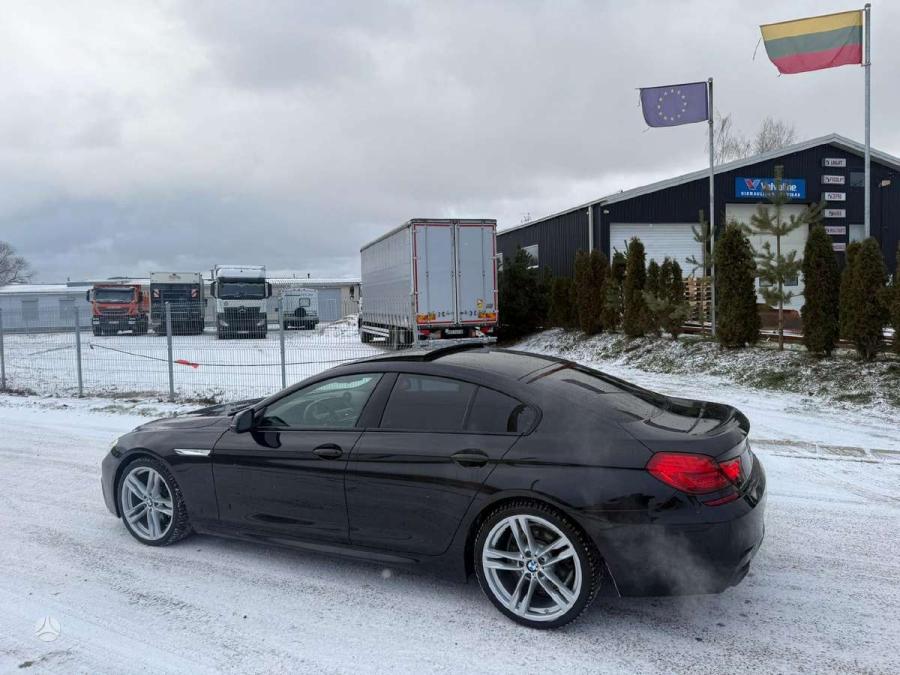 Black BMW 650 2016 in Marijampole, with an engine capacity of 4.40 L and mileage of 170 thousand km for 17499 €, photo 8 on AUTOMOTO.COM.LV