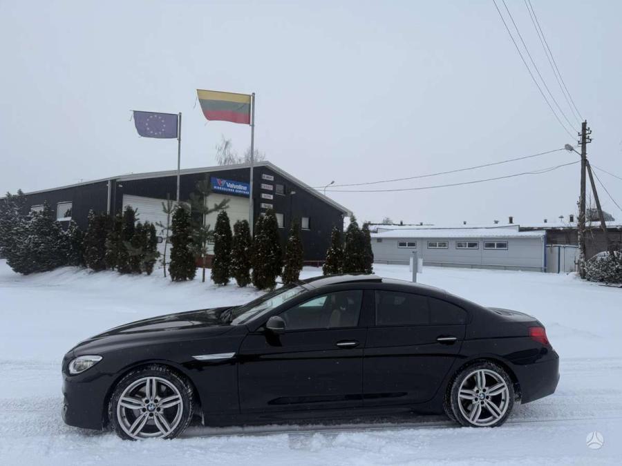 Melns BMW 650 2016 Marijampole, ar dzinēja tilpumu 4.40 L un nobraukumu 200 tūkst. km par 17499 €, foto 1 vietnē AUTOMOTO.COM.LV