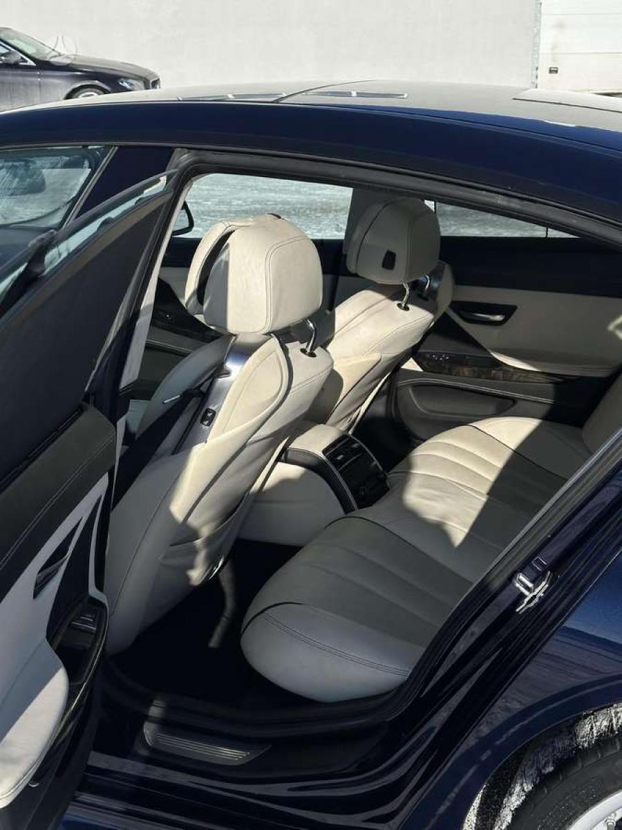 Zils BMW 650 2015 Marijampole, ar dzinēja tilpumu 4.40 L un nobraukumu 180 tūkst. km par 15650 €, foto 21 vietnē AUTOMOTO.COM.LV