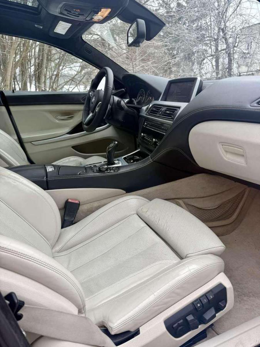 Pelēks BMW 650 2014 Viļņa, ar dzinēja tilpumu 4.40 L un nobraukumu 160 tūkst. km par 12750 €, foto 9 vietnē AUTOMOTO.COM.LV