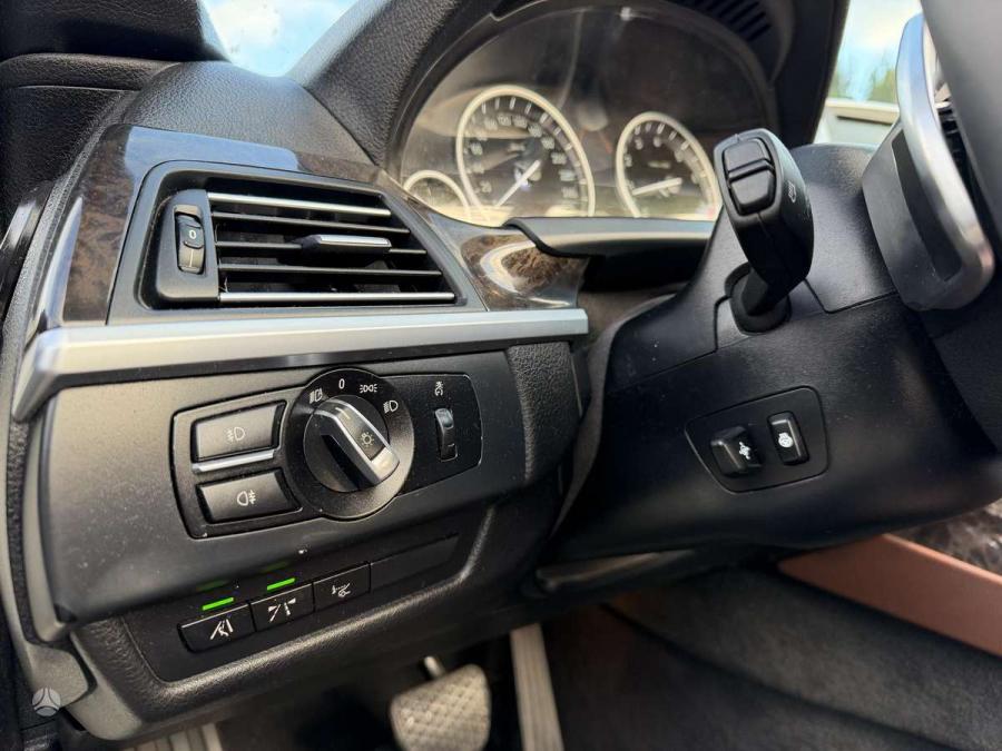 Balts BMW 650 2012 Kauņa, ar dzinēja tilpumu 4.40 L un nobraukumu 134 tūkst. km par 9950 €, foto 13 vietnē AUTOMOTO.COM.LV