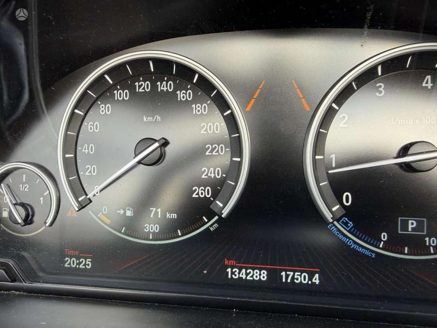 Balts BMW 650 2012 Kauņa, ar dzinēja tilpumu 4.40 L un nobraukumu 134 tūkst. km par 9950 €, foto 18 vietnē AUTOMOTO.COM.LV