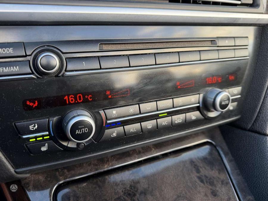 Balts BMW 650 2012 Kauņa, ar dzinēja tilpumu 4.40 L un nobraukumu 134 tūkst. km par 9950 €, foto 20 vietnē AUTOMOTO.COM.LV