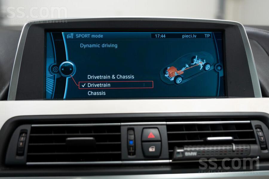 Balts BMW 650 2012 Rīga, ar dzinēja tilpumu 4.40 L un nobraukumu 97 tūkst. km par 19500 €, foto 15 vietnē AUTOMOTO.COM.LV