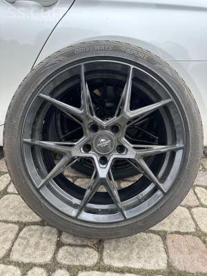 Balts BMW 650 2013 Rīga, ar dzinēja tilpumu 4.40 L un nobraukumu 273 tūkst. km par 14900 €, foto 15 vietnē AUTOMOTO.COM.LV