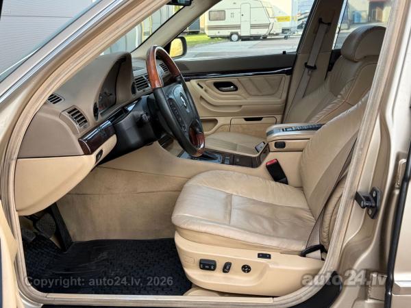 Beige BMW 7 Series 1998 in Tallinn, with an engine capacity of 3.50 L and mileage of 195 thousand km for 9900 €, photo 8 on AUTOMOTO.COM.LV