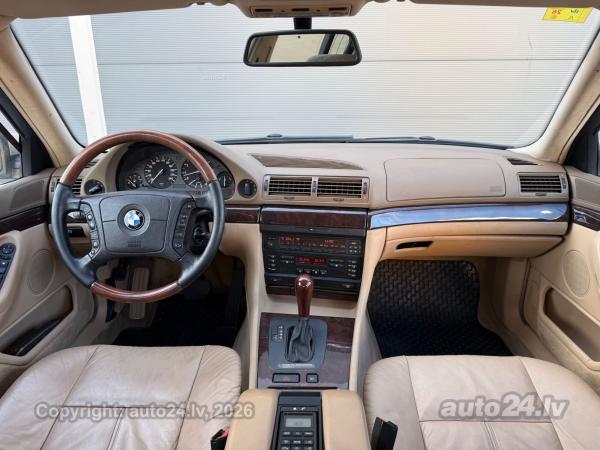 Beige BMW 7 Series 1998 in Tallinn, with an engine capacity of 3.50 L and mileage of 195 thousand km for 9900 €, photo 9 on AUTOMOTO.COM.LV
