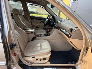 Smilšu krāsa BMW 7 Series 1998 Tallina, ar dzinēja tilpumu 3.50 L un nobraukumu 195 tūkst. km par 9900 €, foto 10 vietnē AUTOMOTO.COM.LV