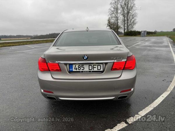 Beige BMW 7 Series 2010 in Tallinn, with an engine capacity of 3.00 L and mileage of 305 thousand km for 12500 €, photo 3 on AUTOMOTO.COM.LV