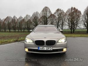 Smilšu krāsa BMW 7 Series 2010 Tallina, ar dzinēja tilpumu 3.00 L un nobraukumu 305 tūkst. km par 12500 €, foto 6 vietnē AUTOMOTO.COM.LV