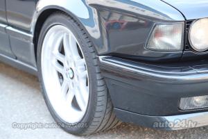 Black BMW 7 Series 1993 in Tallinn, with an engine capacity of 3.00 L and mileage of 444 thousand km for 10900 €, photo 13 on AUTOMOTO.COM.LV