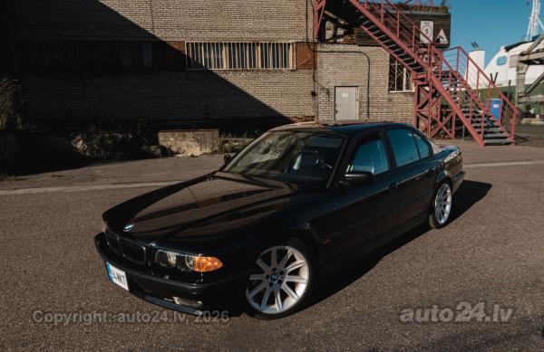 Black BMW 7 Series 1995 in Tallinn, with an engine capacity of 4.00 L and mileage of 0 thousand km for 15500 €, photo 1 on AUTOMOTO.COM.LV