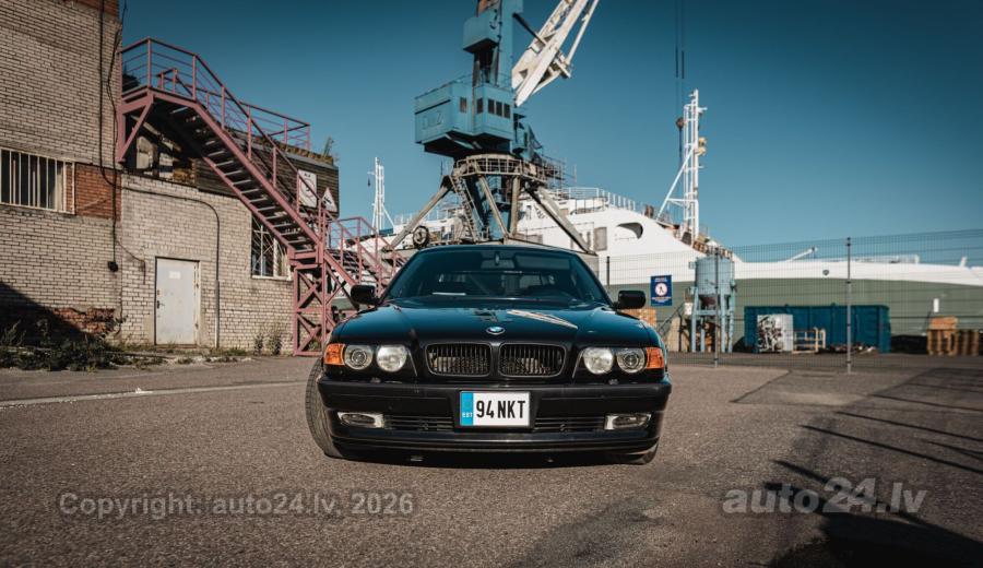 Melns BMW 7 Series 1995 Tallina, ar dzinēja tilpumu 4.00 L un nobraukumu 0 tūkst. km par 15500 €, foto 3 vietnē AUTOMOTO.COM.LV